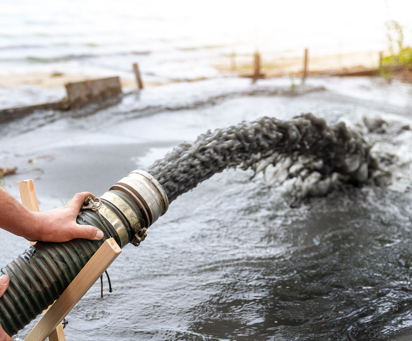 Nieuwe methode om waardevolle stoffen uit afvalwater te halen ...