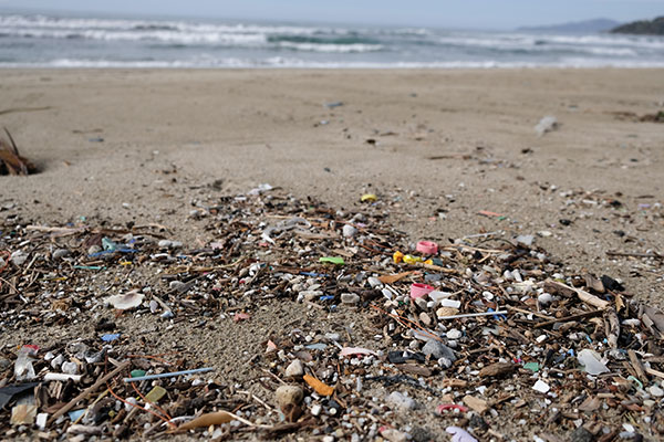Standaardmethodes voor meten van plastic vervuiling in ontwikkeling ...