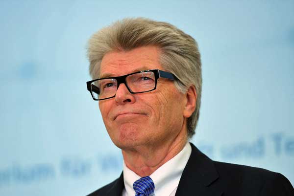 Rittal sluit 4 fabrieken om nieuw Industrie 4.0 productienetwerk te ...