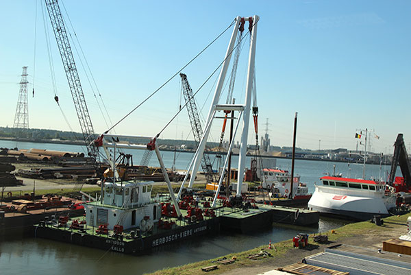 Herbosch-Kiere renoveert hijsbok Antigoon | Engineeringnet