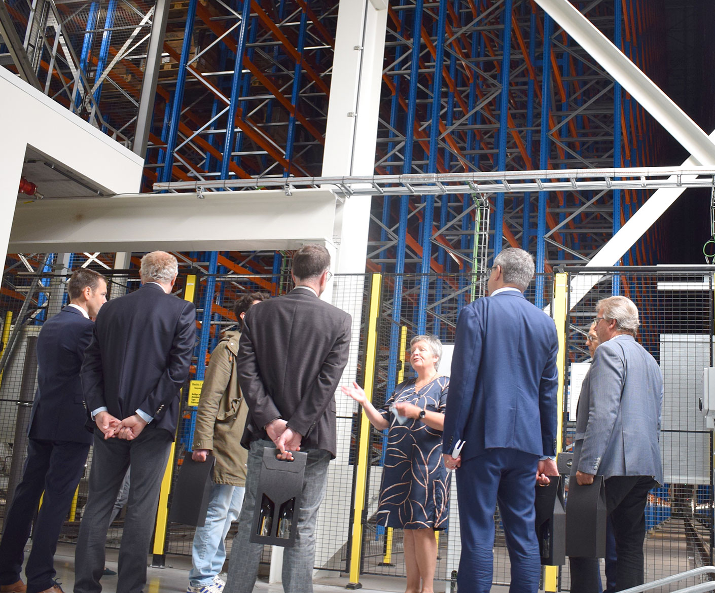 Picanol-dochter Proferro opent nieuw hoogbouwmagazijn in Ieper ...